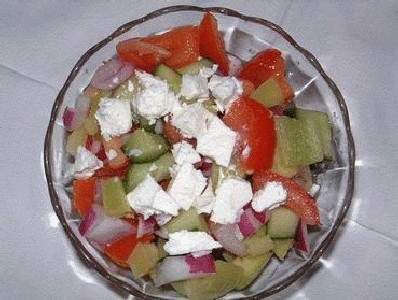 Sopszka saláta recept